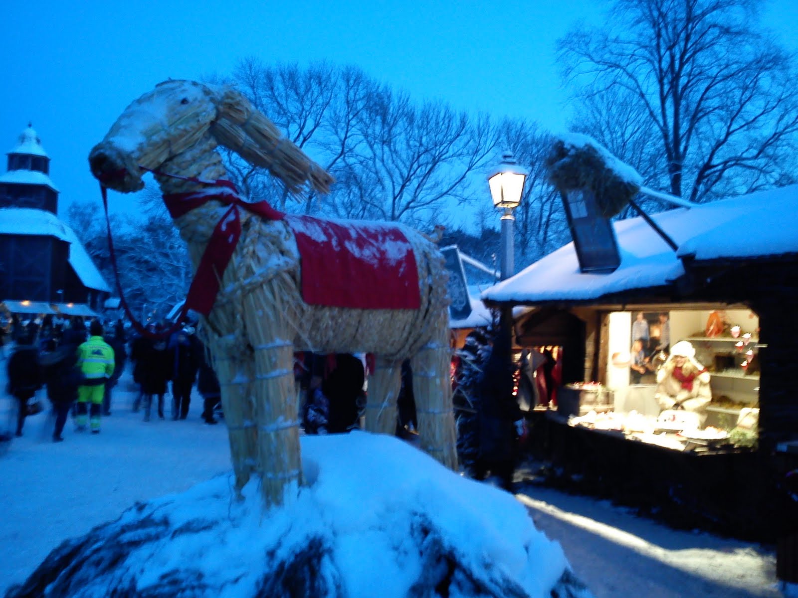 Our Swedish Experiment: Jul markets