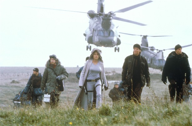 Classic Intel: Lara Croft: Tomb Raider - TV Review | Film Intel