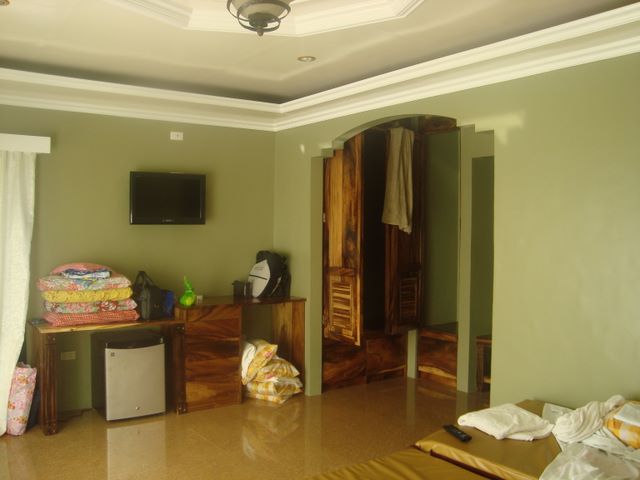 BEACHES AND CHURCHES: TADYAW BEACH RESORT & SPA, Brgy Tanghas, Tolosa ...