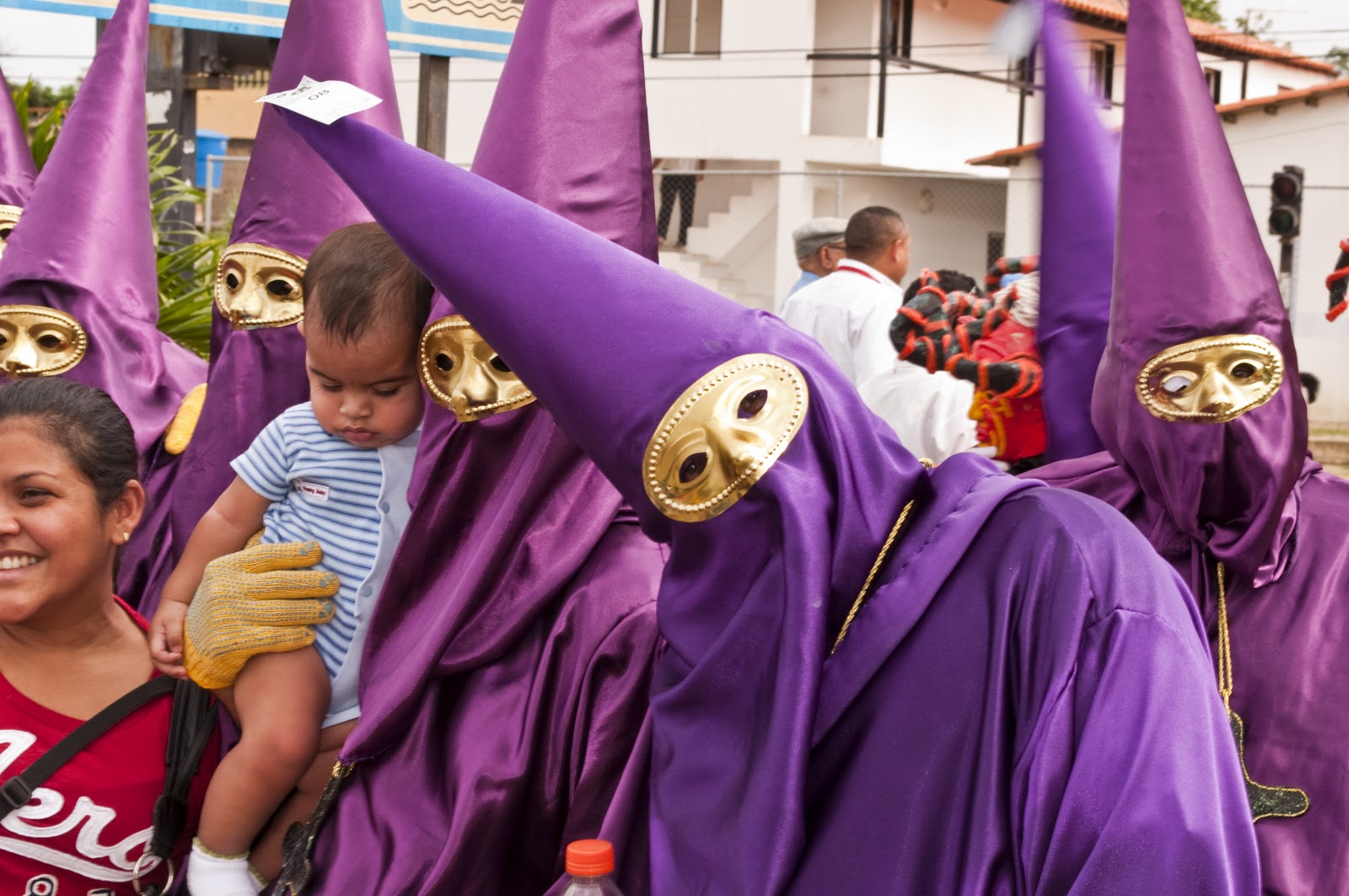 Rafael Borges Vargas.... Fotografías!!: Fiesta del día de Los Locos en ...