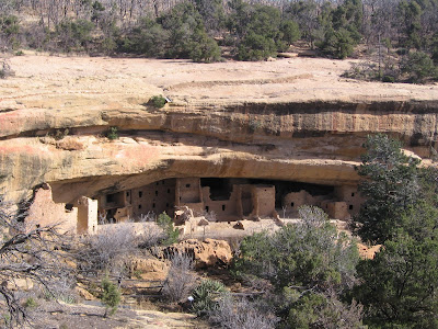Four Corners Hikes-Mesa Verde: Mesa Verde-The Five Large Alcoves