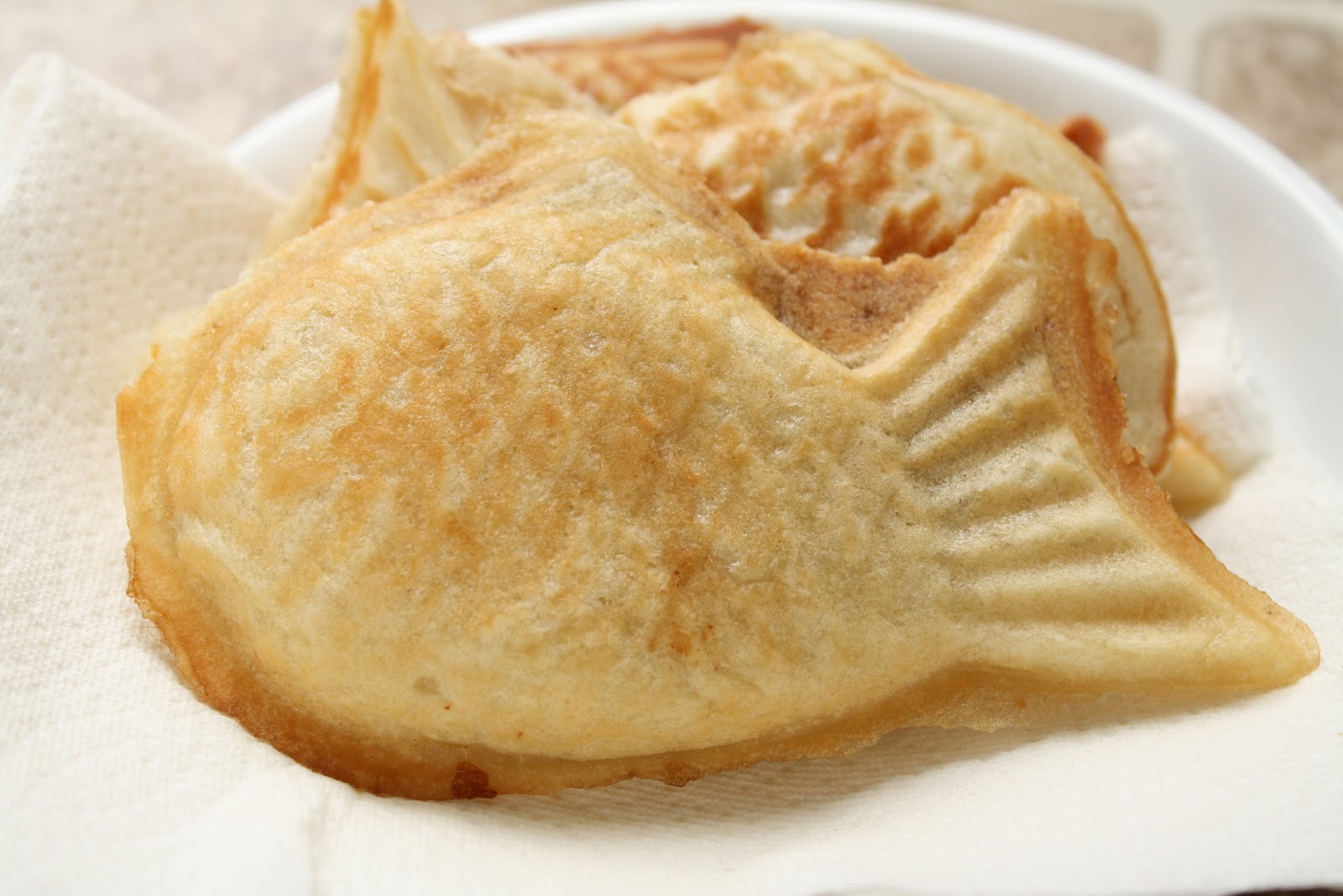 Fish Shaped Bread | la petite frog