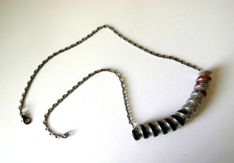 How to Make Hardware Jewelry Tutorials / The Beading Gem