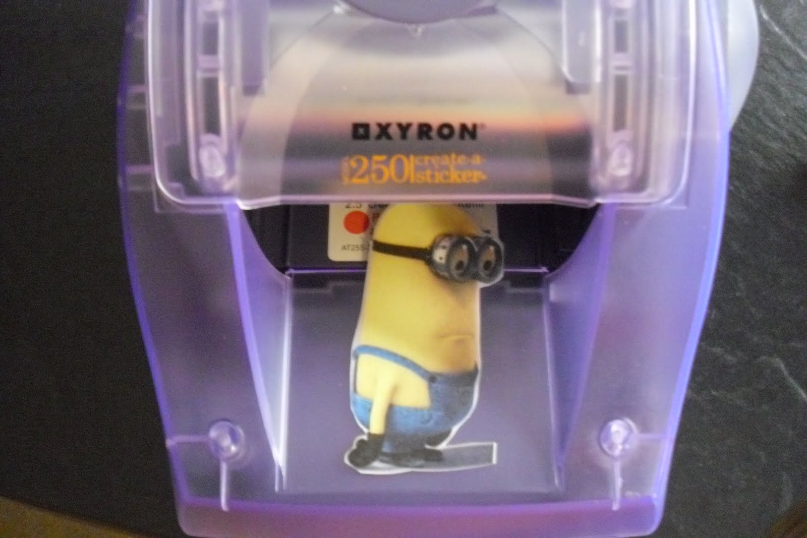 Those Crafty Chicks: Minion Magnets