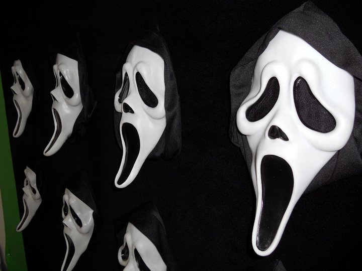 Scream Anthology: Detrás de las Cámaras/Behind the Scenes