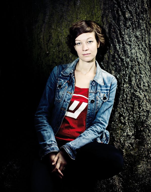 JUDITH WOLF, SCHAUSPIELERIN, 2010/08/04