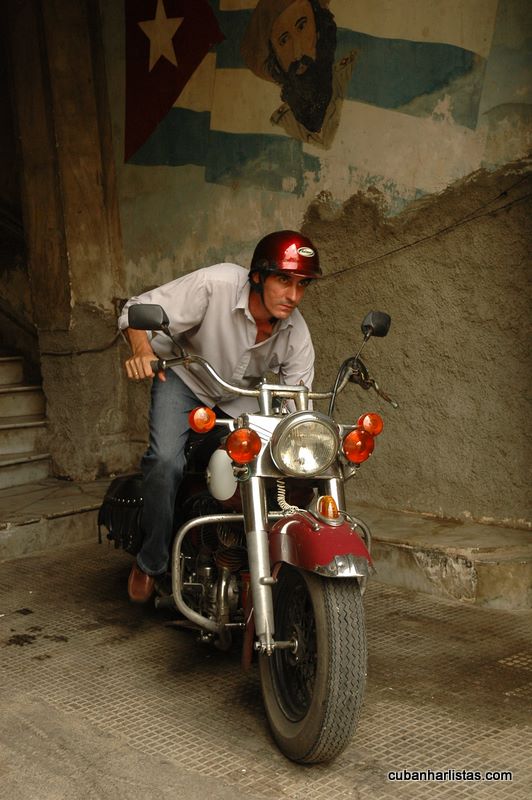 biker excalibur II: Cuban Harlistas. The Art of Harley-Davidson ...