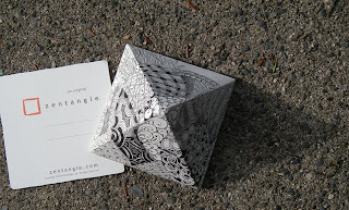 Zentangle: Ancient Pyramids