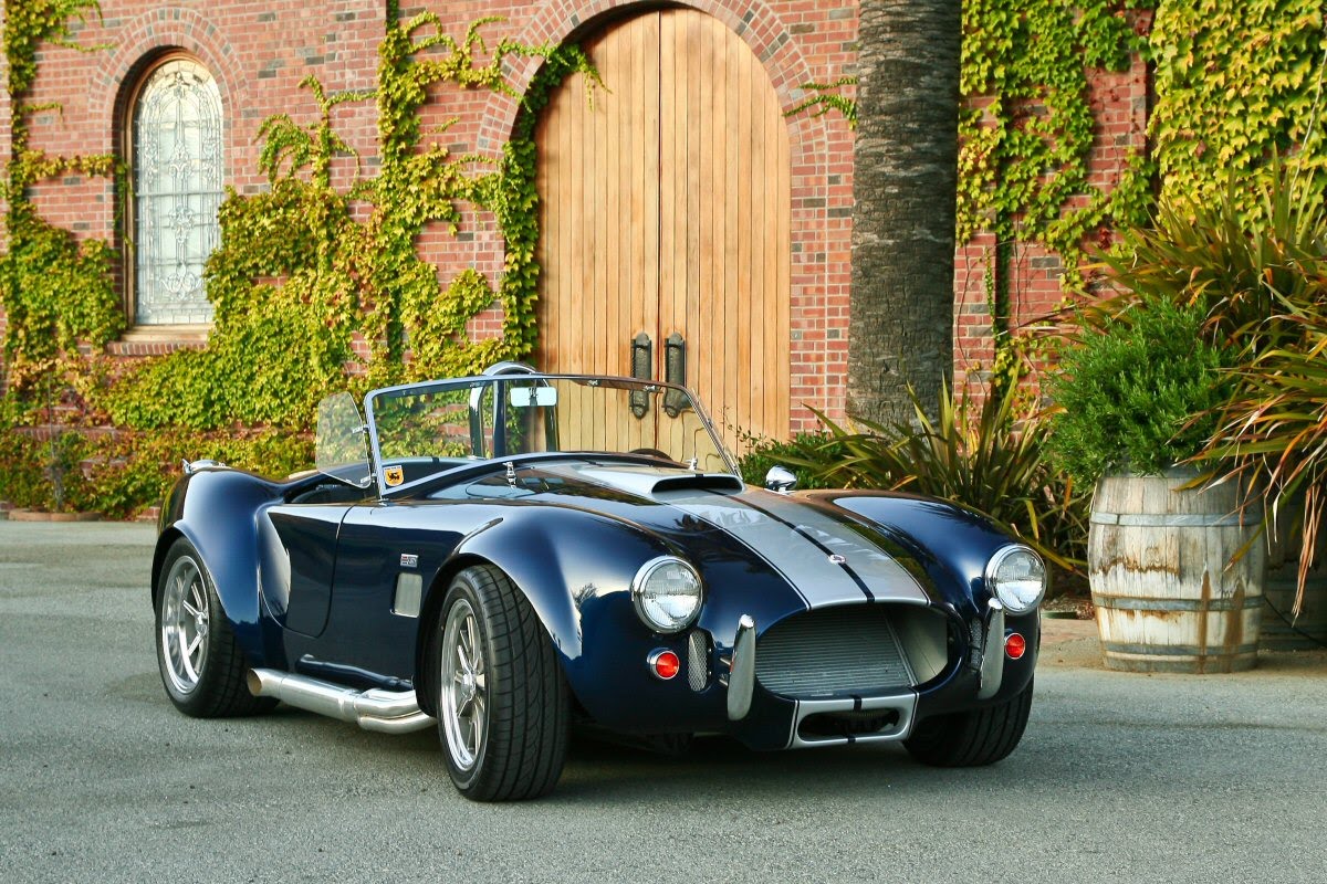 Fraser's FFR Cobra Build: The Question Everyone is Asking – What Color?