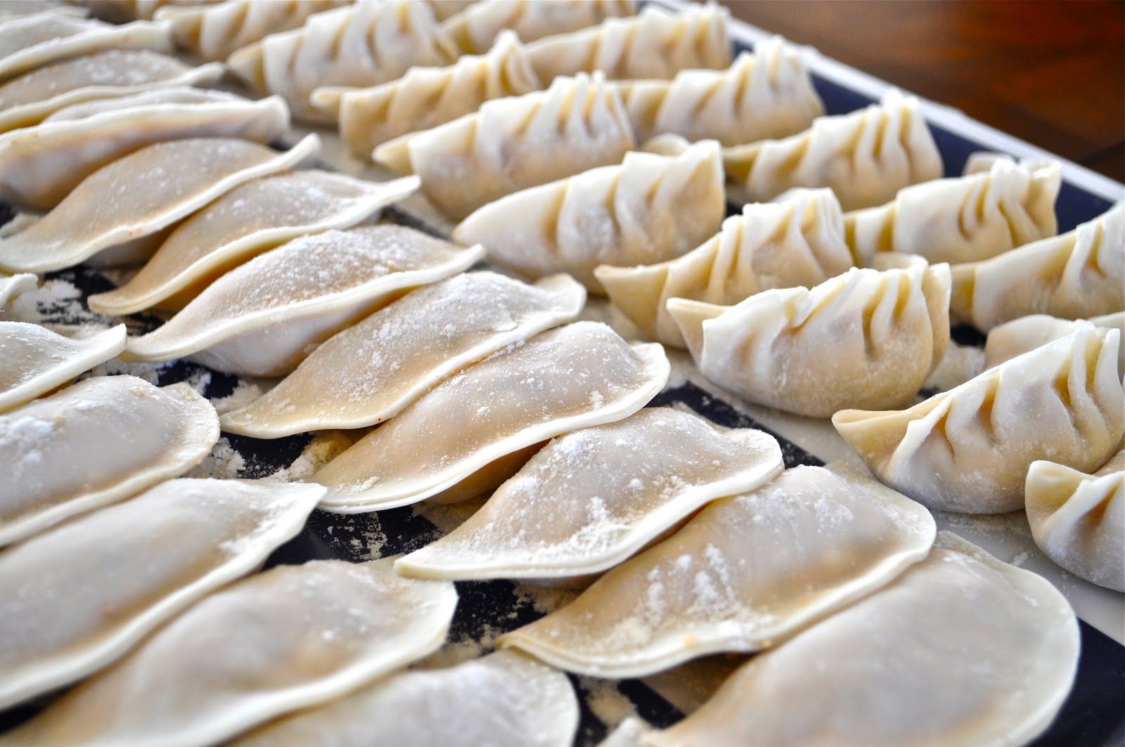 kimchicsisters: Korean Food: Homemade Mandoo (만두)