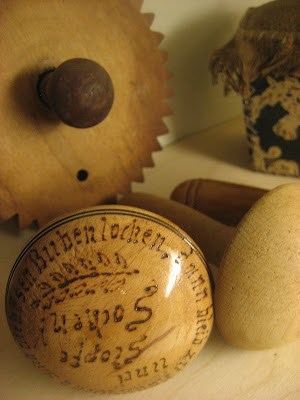 52 FLEA: A Visit To The Dollmaker