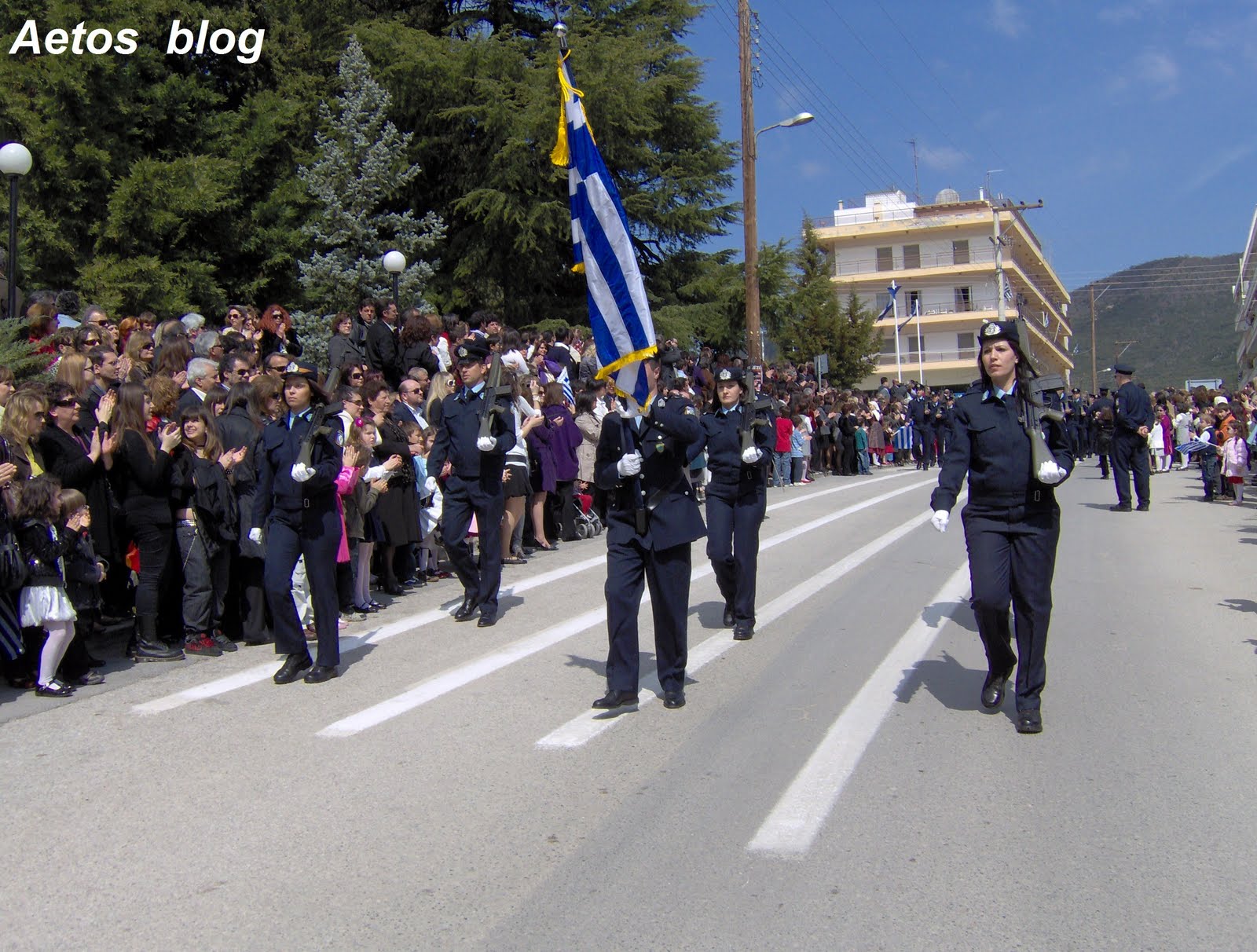 ΑΕΤΟΣ ΧΑΛΚΙΔΙΚΗΣ: ΦΩΤΟΓΡΑΦΙΕΣ ΑΠΟ ΤΗΝ ΠΑΡΕΛΑΣΗ ΤΗΣ 25ης ΜΑΡΤΙΟΥ ΣΤΟΝ ...
