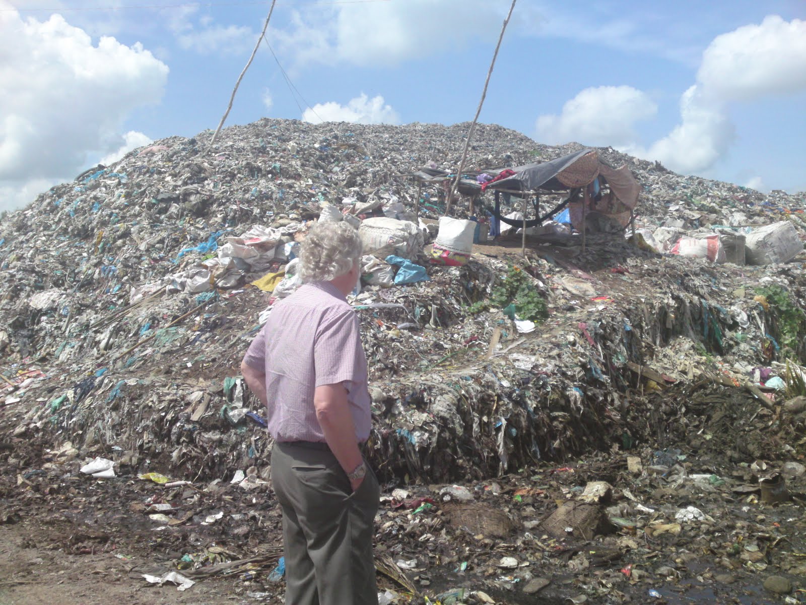 Waste Biorefinery: Geology (wastology): Mountains of garbage