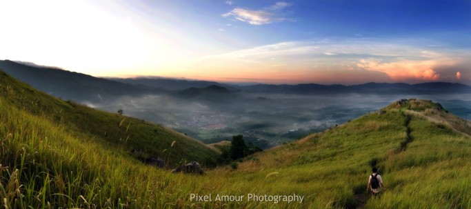 KaLiMaH CinTa AgUnG: Menuju Puncak-Bukit Broga