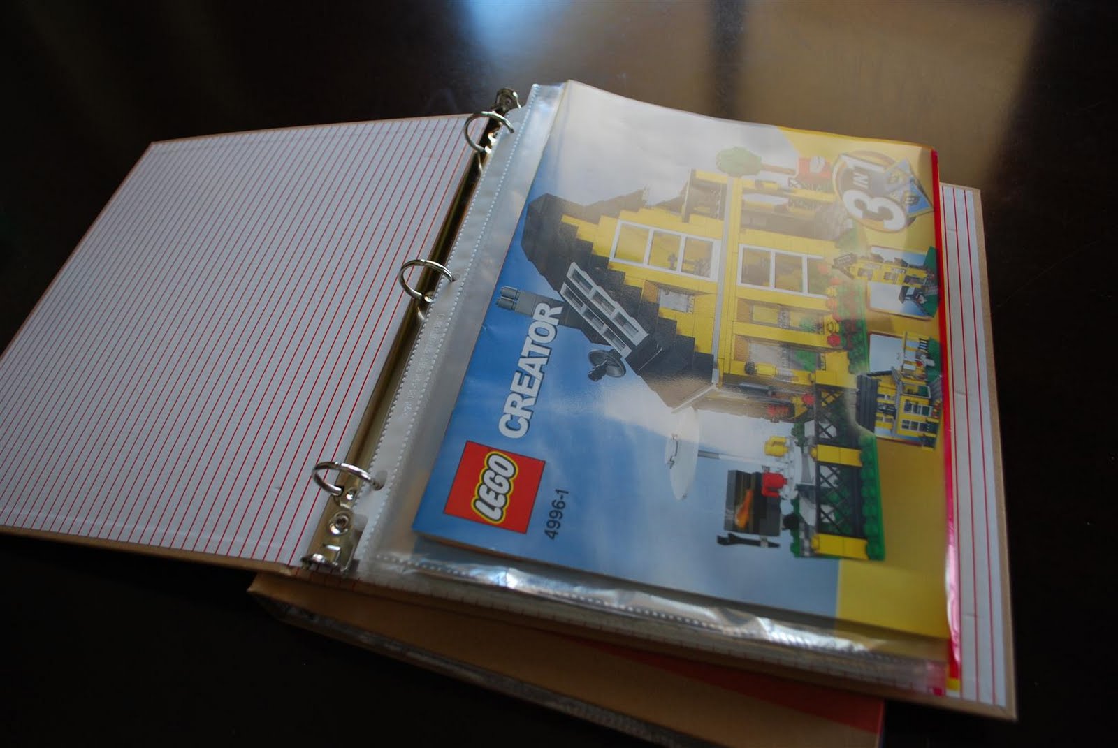 craftyc0rn3r: Lego Book