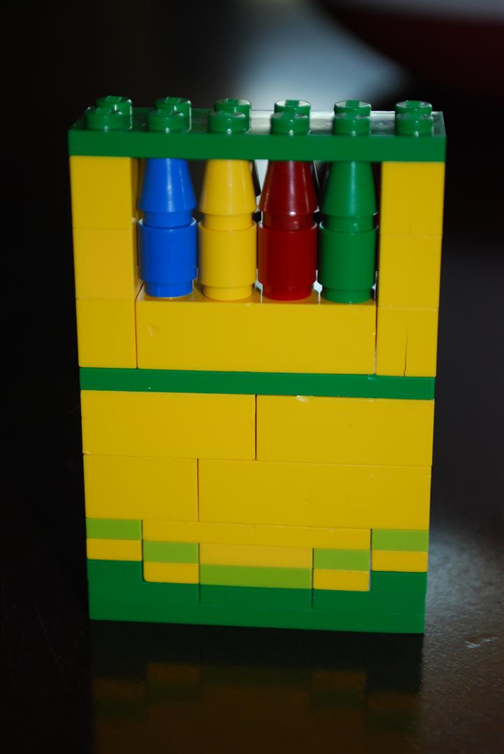 craftyc0rn3r: Lego Mini Builds