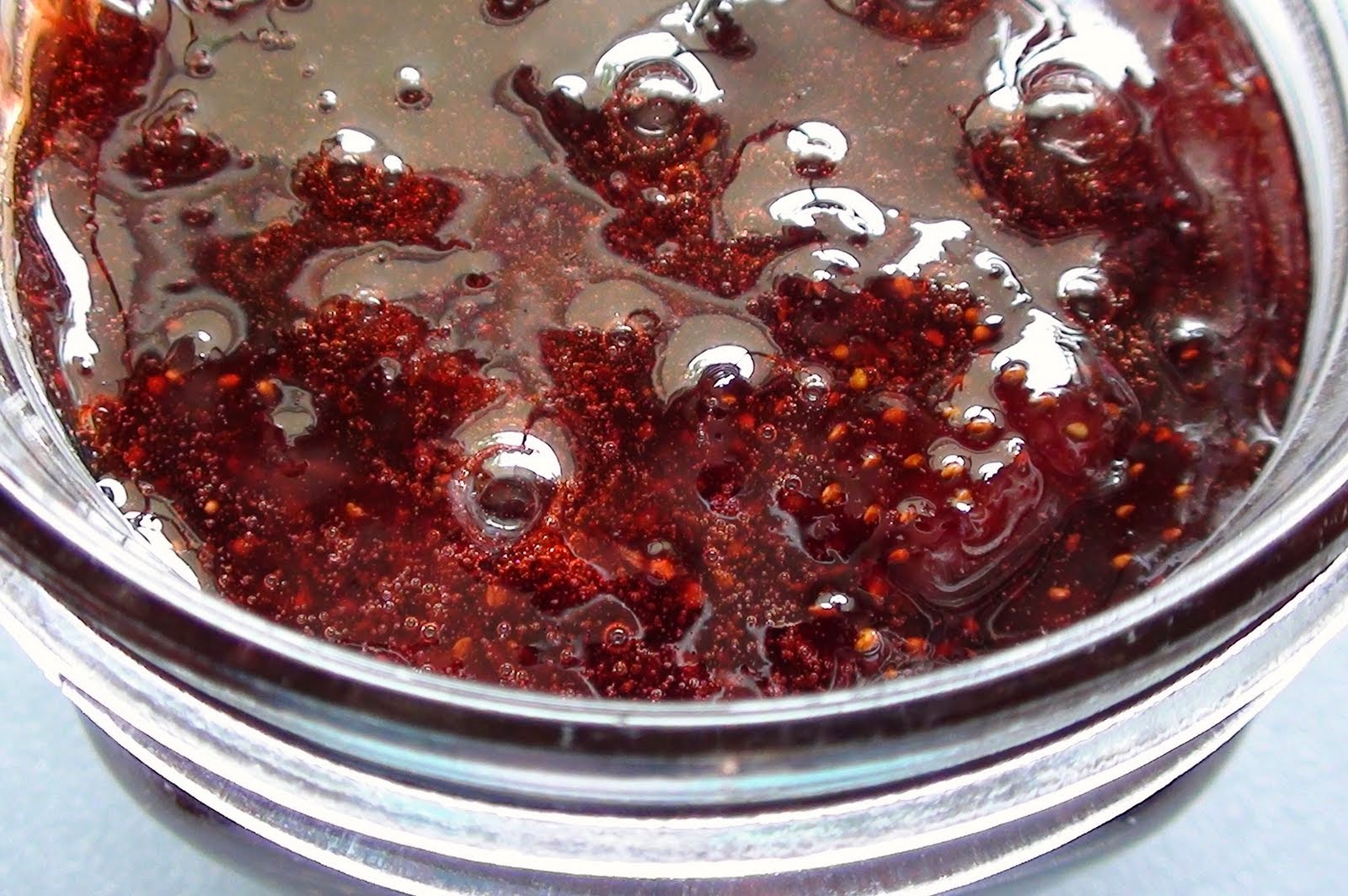 zsuzsa is in the kitchen: OLD FASHIONED STRAWBERRY JAM