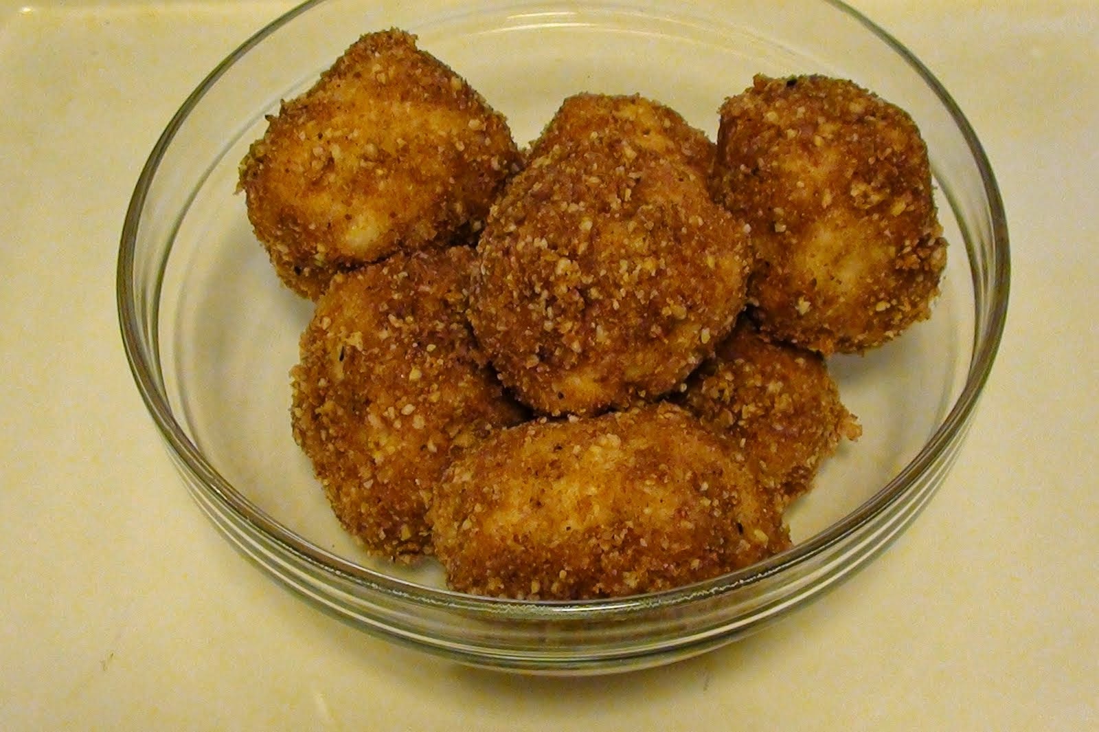 zsuzsa is in the kitchen: PLUM DUMPLINGS - SZILVÁS GOMBÓC