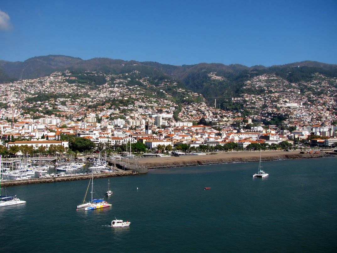 Funchal bay | Funchal Daily Photo