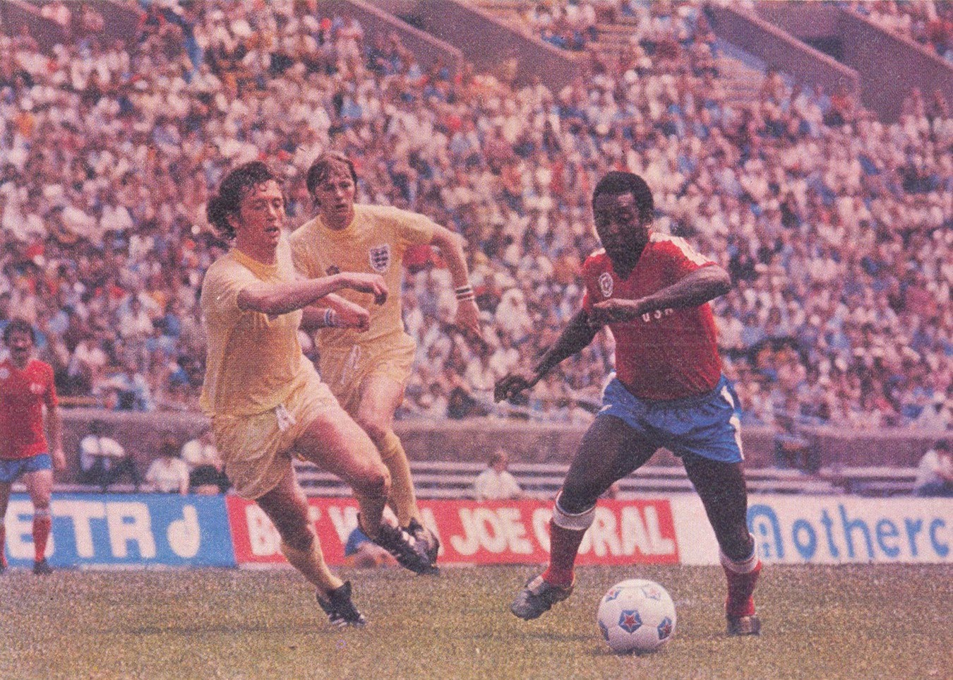 NORTH AMERICAN SOCCER LEAGUE: TEAM USA vs ENGLAND, 1976