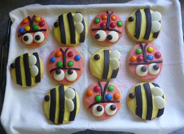 Seaweed & Raine: Our Mr. Happy Turns 1!