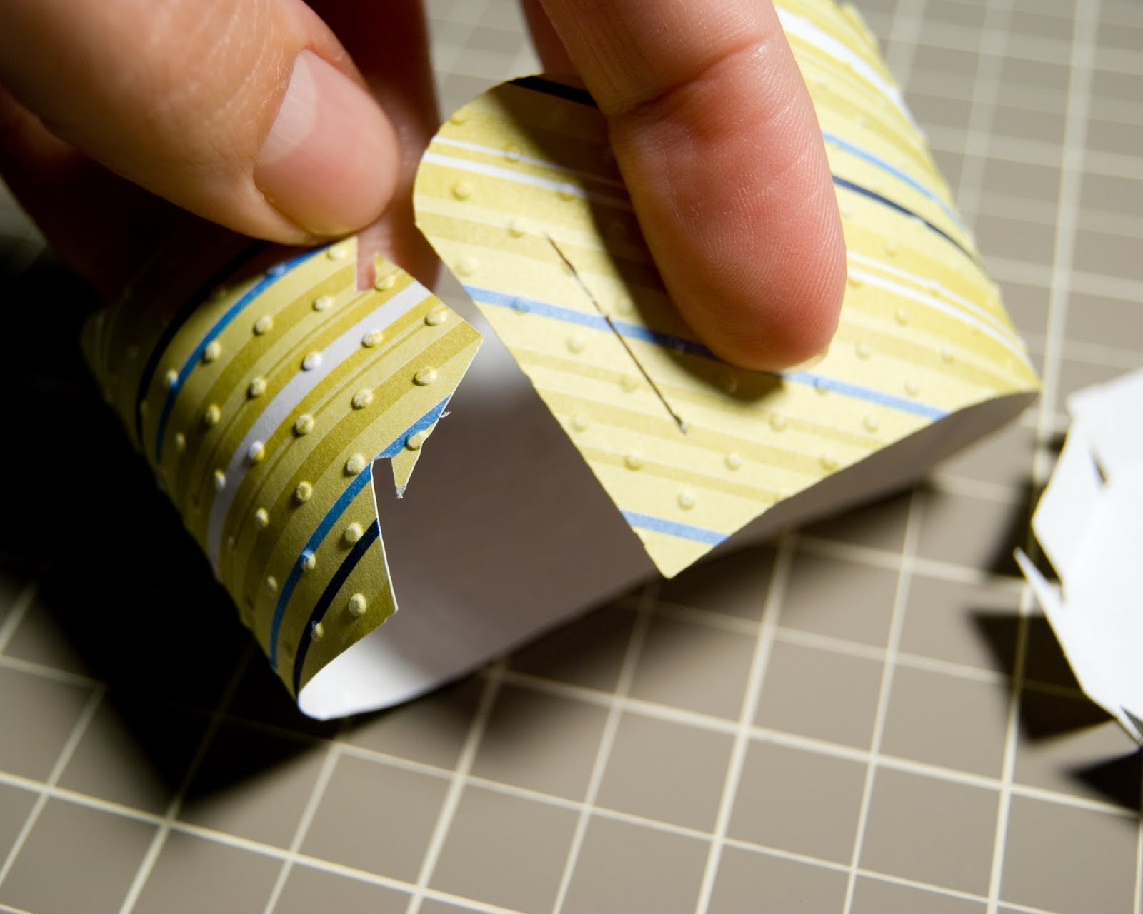 Design.Create.Inspire: Cupcake Wrapper anyone??