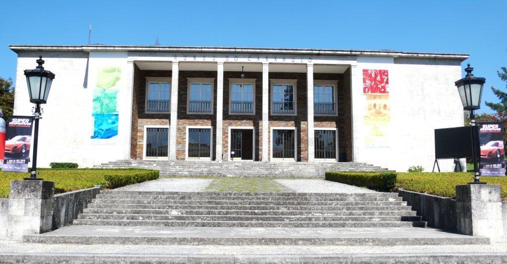 MaharPress: O Museu do Caramulo, em Portugal