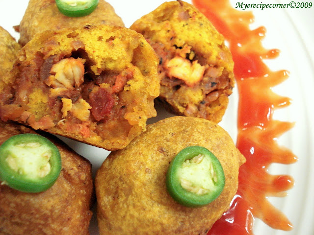 Mye's Kitchen: Chicken Bonda/ Chicken Balls-100th Post.