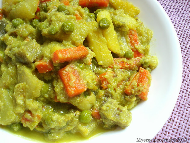 Mye's Kitchen: Aviyal( Mixed Vegetables in Coconut and Yogurt Gravy).