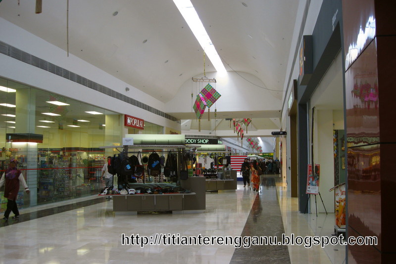 Menyelusuri Keindahan Terengganu: Mesra Mall, Kerteh