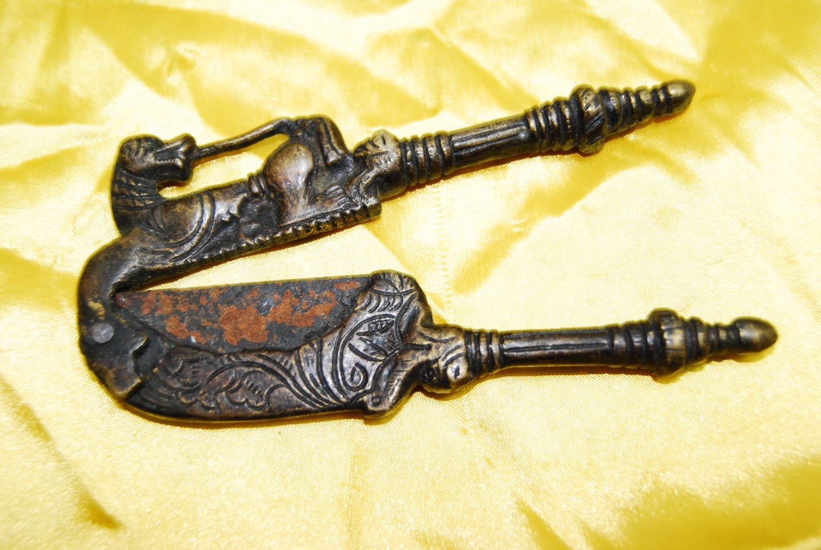 Antik And Mistik CollectioN: KACIP SIRIH PINANG ( 2 )