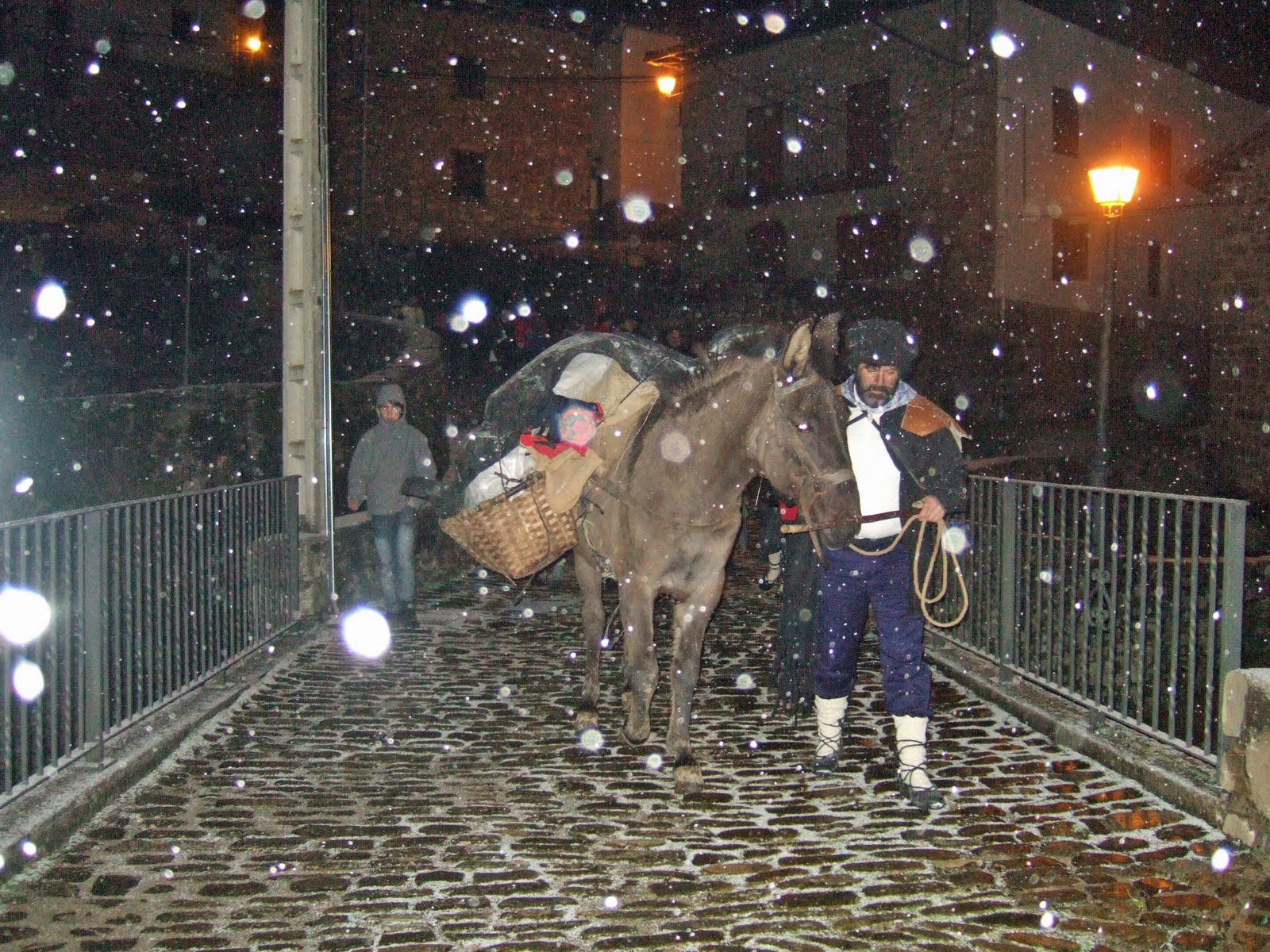 Kebenko, Uskararen aldeko elkartea: Horra, horra ¡ Gure Olentzero.