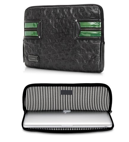 The Clothes You Wear: Where Can I Get an Awesome Laptop Case?