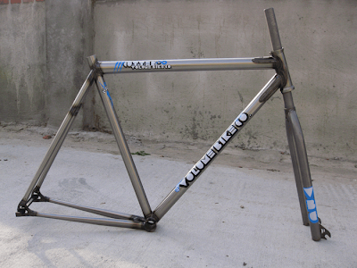 The Art Of Track Stand: New decals and fork for the Volume Cutter