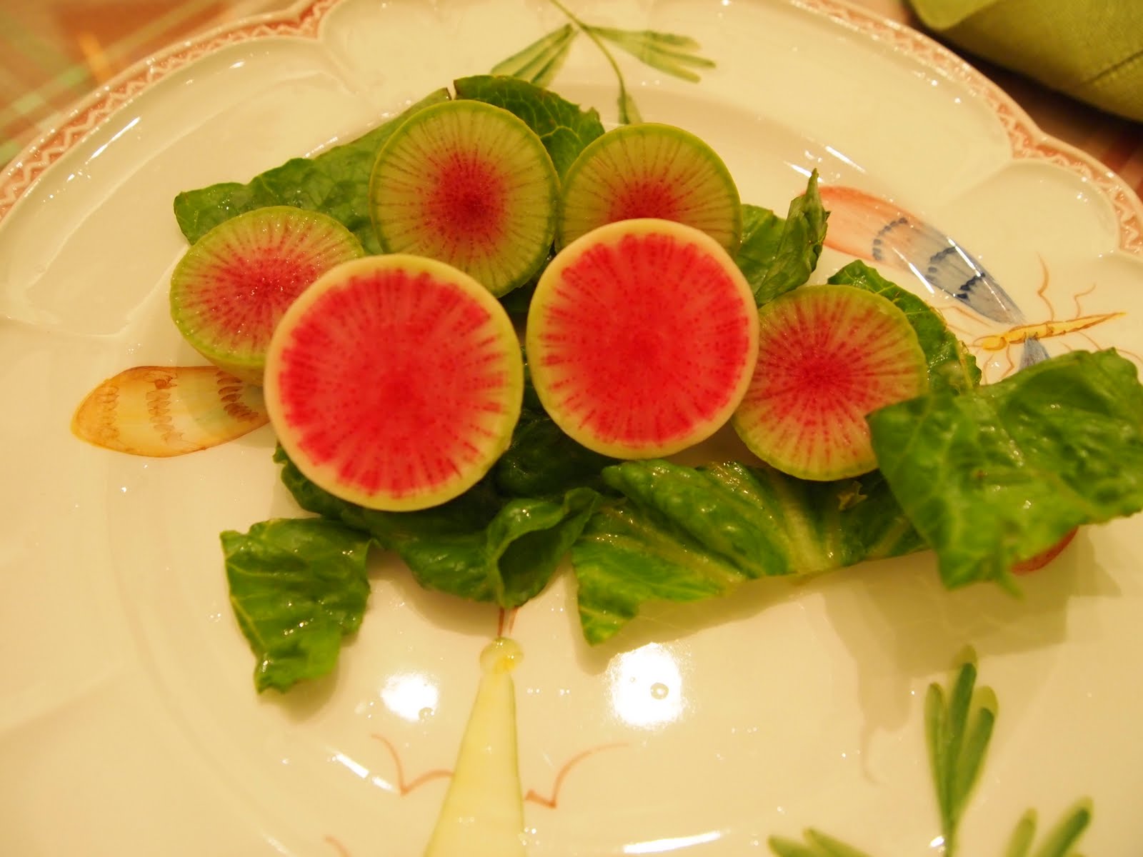 Marie Arden Pink Living: Pink radishes the inside-looks like a watermelon!
