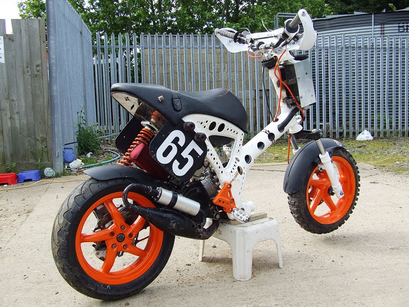 Hawaii Mopeds: August 2010