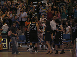 the dub: One Tree Hill charity basketball game