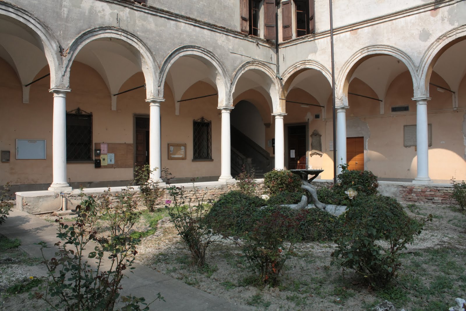 Periferiche d'Arte: Antiquarium "Platina" - Piadena (Cr)