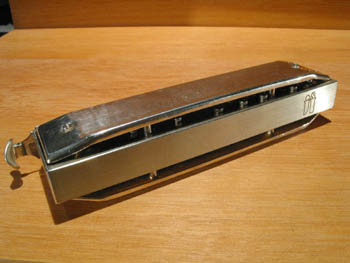 Music + Harmonica = Journey of Live 当音乐与口琴结合 = 胡志健音乐之旅: Precious ...