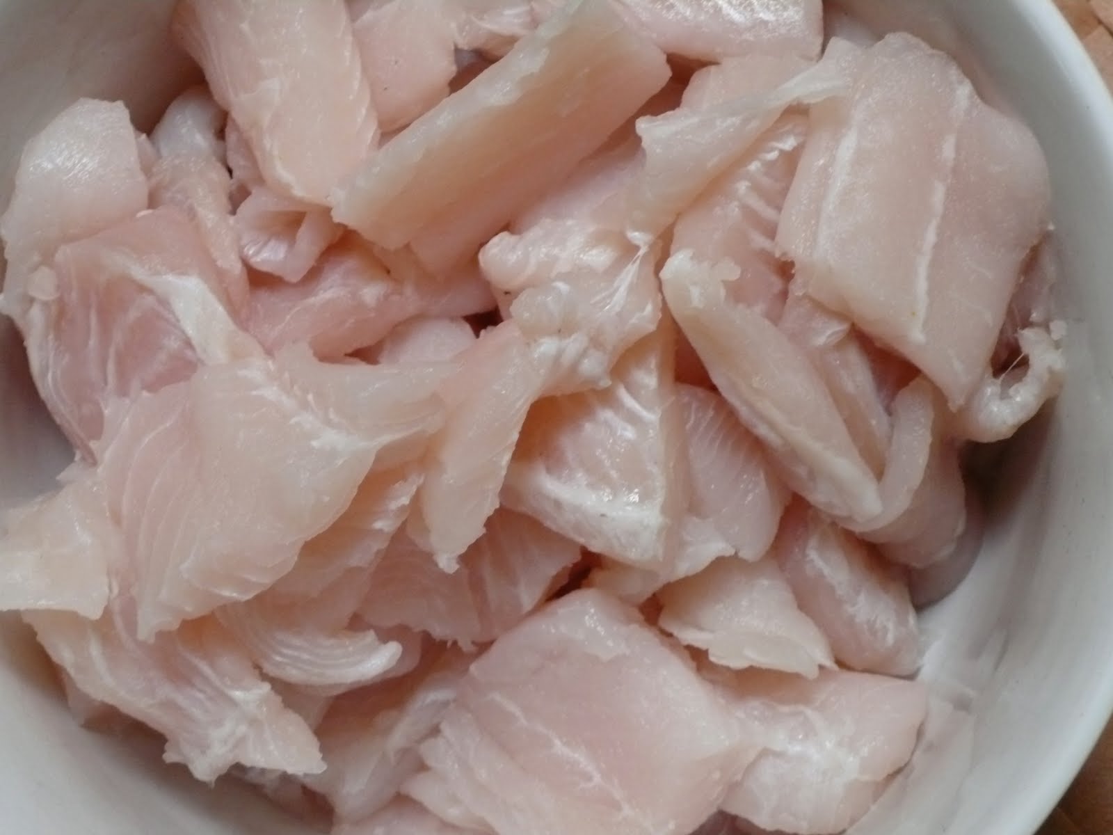 The Colors Of Indian Cooking: Sunday Brunch and A Mildly Spicy Fish Molee