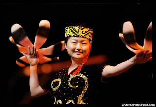 。云。的。足。迹。: asian night market 之‘datun julud'