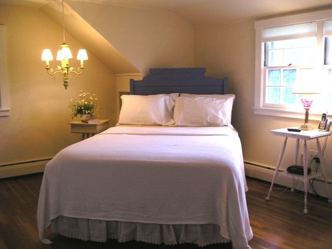 Julie Fergus, ASID | NH Interior Designer: Design to Stay?