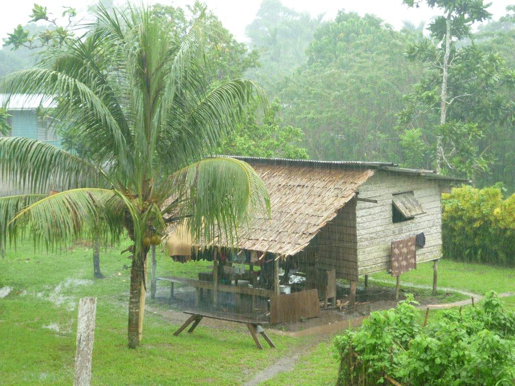 EARTHWALK : Village Life, Tahum, Buka Island