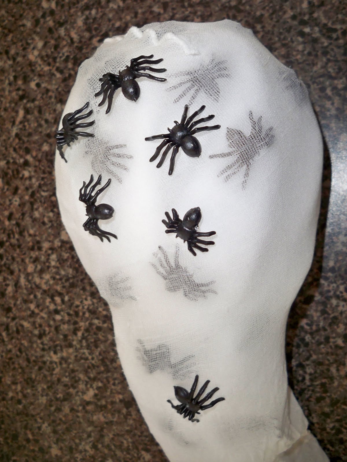 You Craft Me Up!: Spider Egg Sack Tutorial