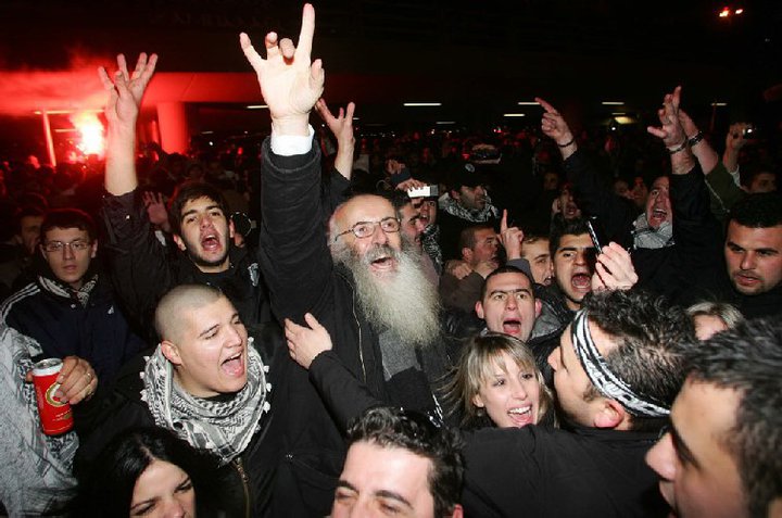 ORTHODOX CHRISTIANITY THEN AND NOW: Papa Paok: the Greek Priest Soccer ...