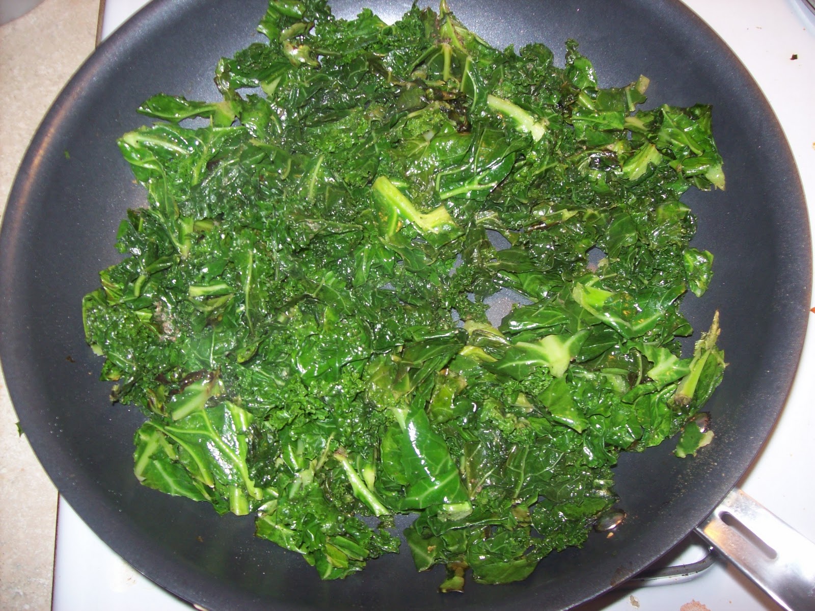 Collards & Kale | The Nutritionist Reviews