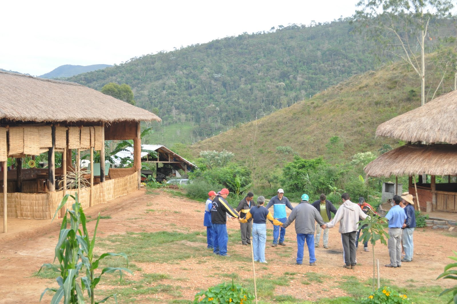 vilaterra: Lugares - Ecovila Viva! / Places - Viva Ecovillage!