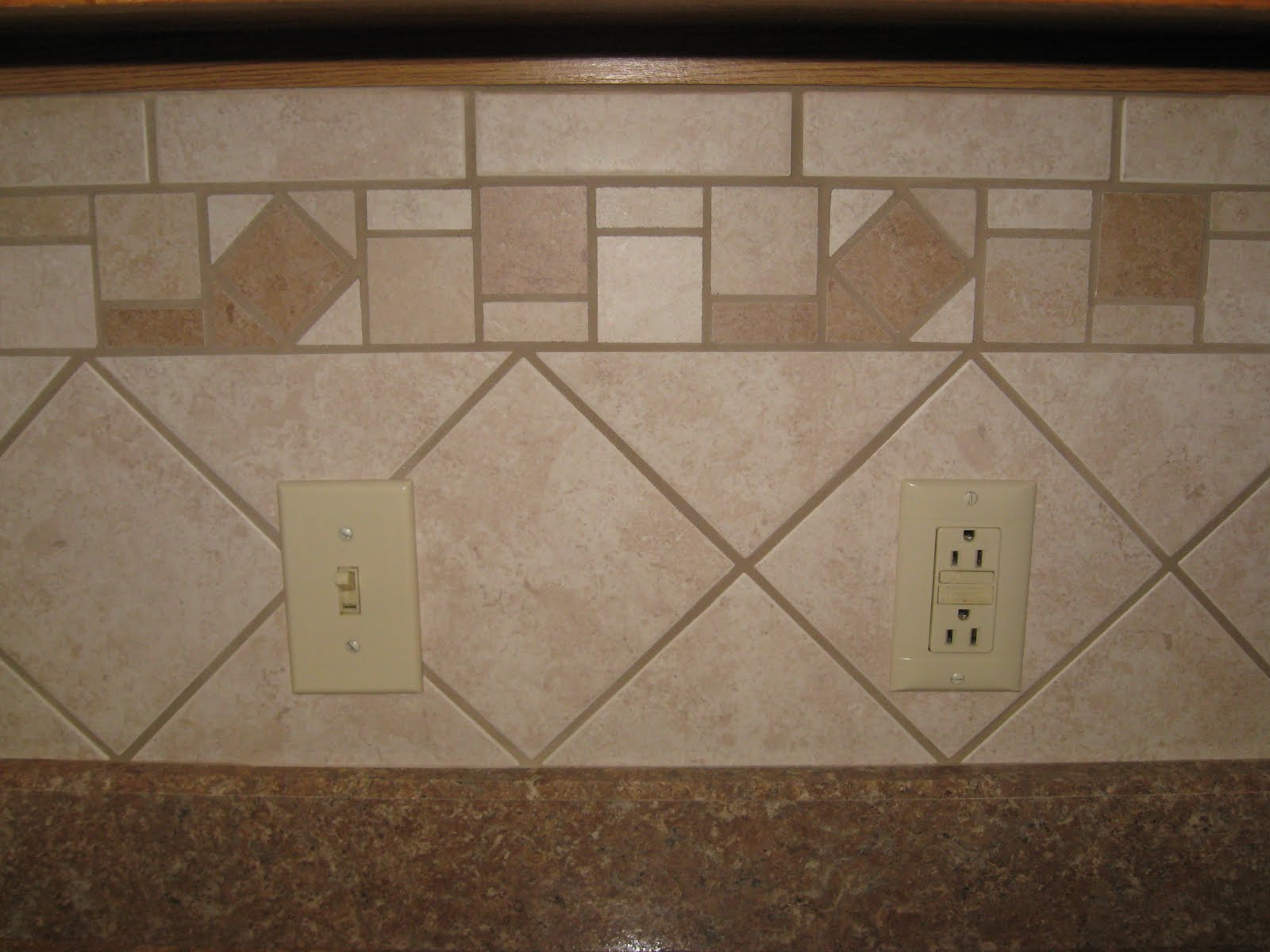 Big Kraut Construction: High Definition Counter Top and Tile Back Splash