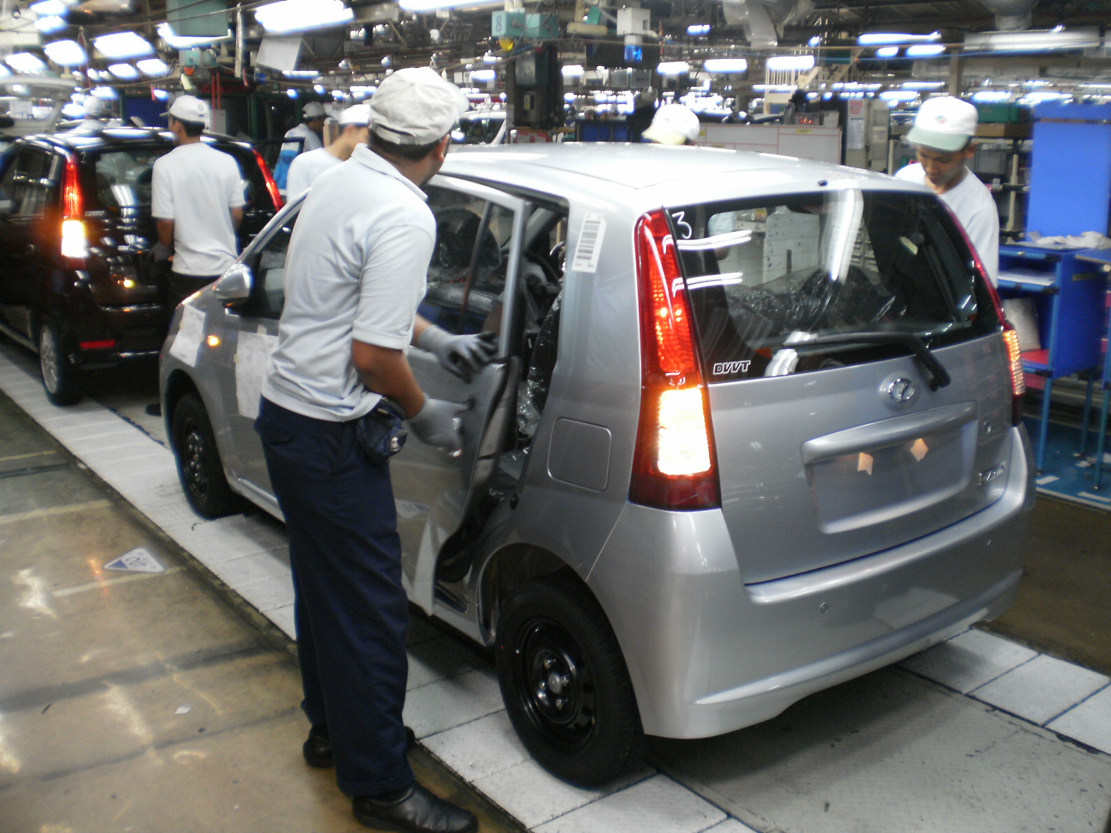 stylo mylo 's notes: Internship at perodua plant