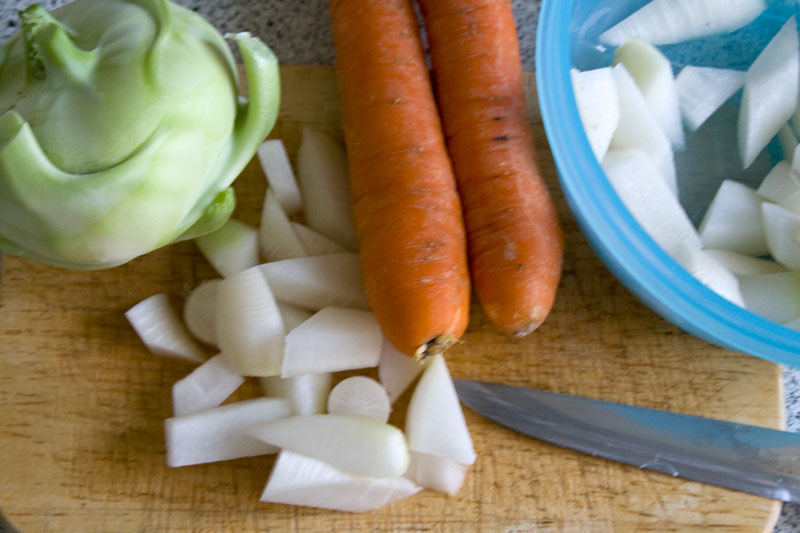 De Kleine Dingen: Recept: Zoet zure rammenas en koolrabi salade